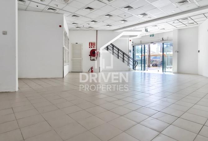 Rent in DXB Tower: Semi Fitted Retail | Vacant | Premium Location ...