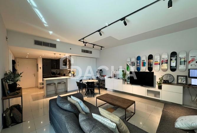 Sale in Green Park: Upgraded | Fully Furnished | Spacious Layout ...