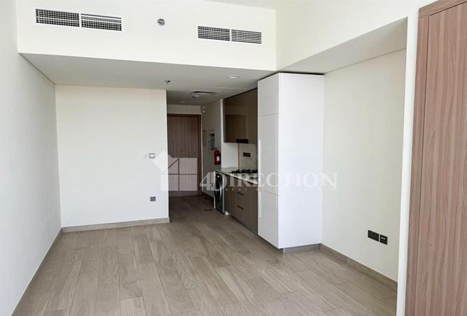 Rent in AZIZI Riviera 32: Pool View | Chiller Free | Ready to Move ...