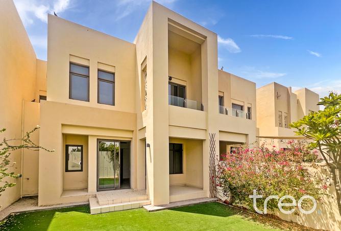 Sale in Mira Oasis 1: Nice Garden | Type-i | Single Row | Vacant ...