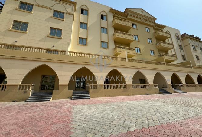 للايجار في شقق التراس: 1BHK Closed Kitchen Yasmin Village RAK | بروبرتى ...