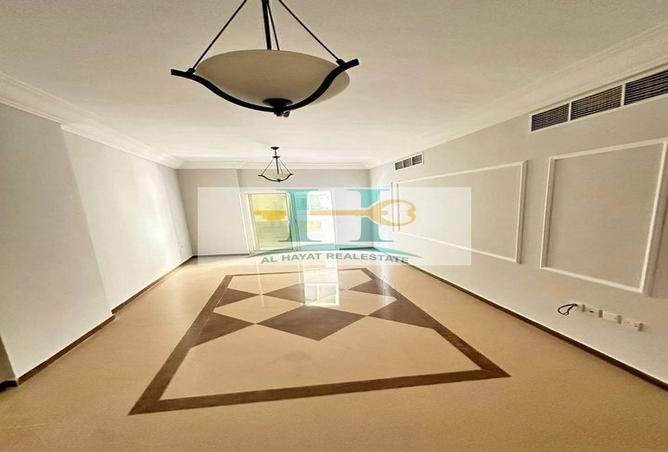 Rent in Al Humaid City: A room and a hall with a balcony | Property Finder