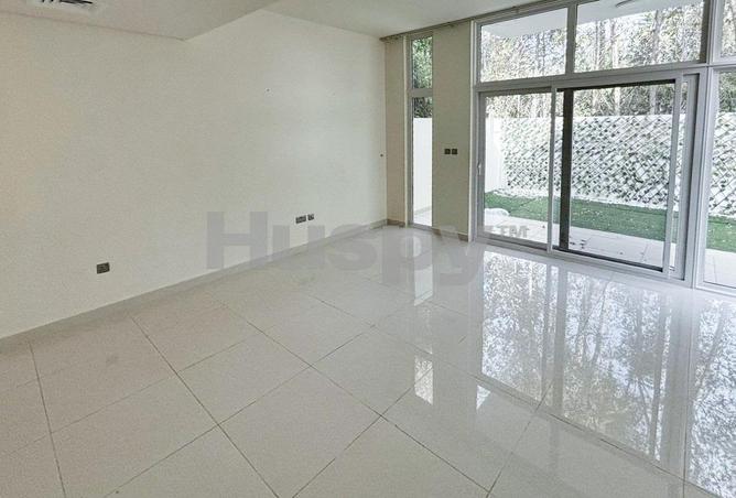 Rent in Aurum Villas: Single Row | Vacant | R2EM Layout | Property Finder