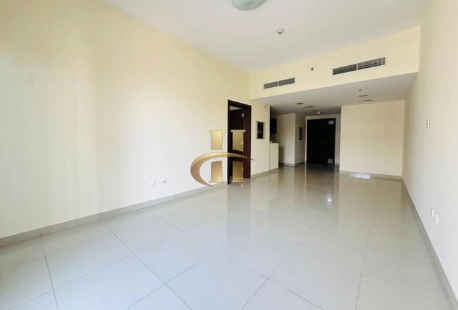 Rent in The Manhattan Tower: Huge 1BHK | Closed Kitchen | Best Deal ...