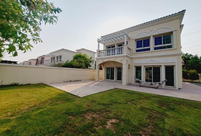 Rent in Mediterranean Villas: Sunny and Bright | Corner Villa | Private ...