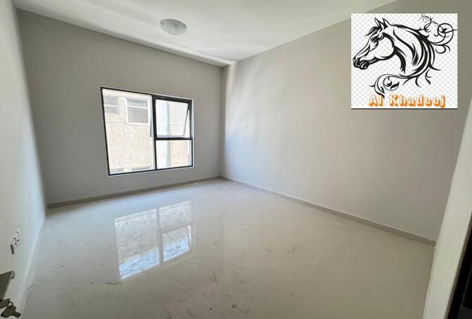 Rent in Al Jurf 2: Apartment for annual rent, families only, Ajman ...